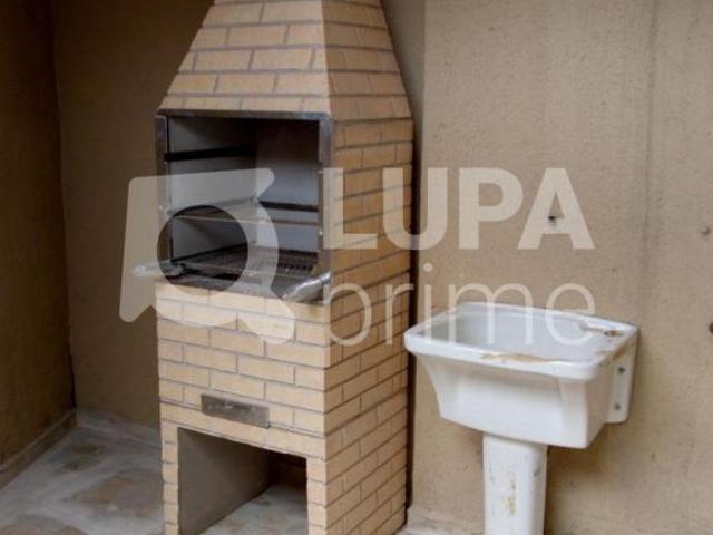 Casa à venda 100 m2 Imirim 2 dormitórios 1 vaga 2 banheiros