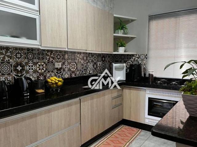 Casa à venda, 137 m² por R$ 315.000,00 Conjunto Habitacional Champagnat Londrina/PR