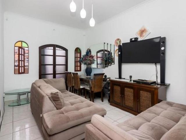 Casa a Venda