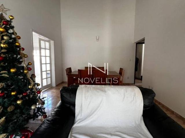 Casa com 4 dormitórios à venda Urbanova São José dos Campos/SP