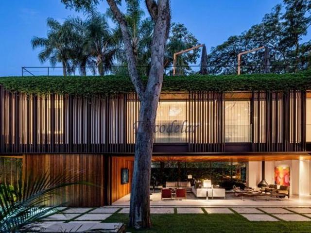 Casa à venda, 1600 m² Alto de Pinheiros São Paulo/SP