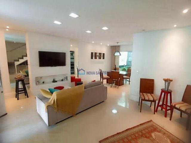 Casa à Venda 160 m² Vila Guarani 3 quartos, 2 suítes, 2 vagas Próximo Metrô Conceição/São Judas