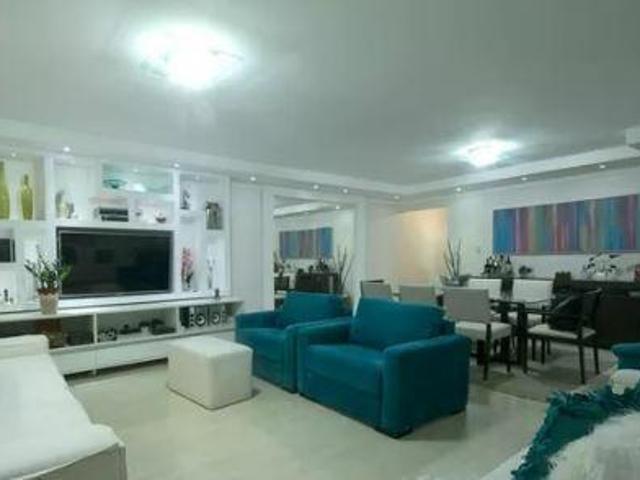 Casa à venda 174m², 3 dormitórios e 3 vagas em Santana