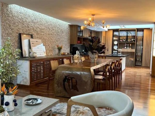 Casa à venda 171m², 3 quartos, sendo 2 suítes Campo Belo