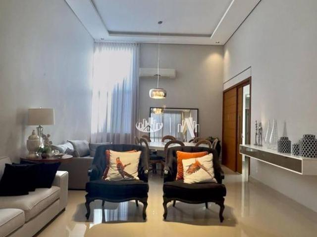 Casa à venda, 185 m² por R$ 2.000.000,00 Royal Forest Londrina/PR