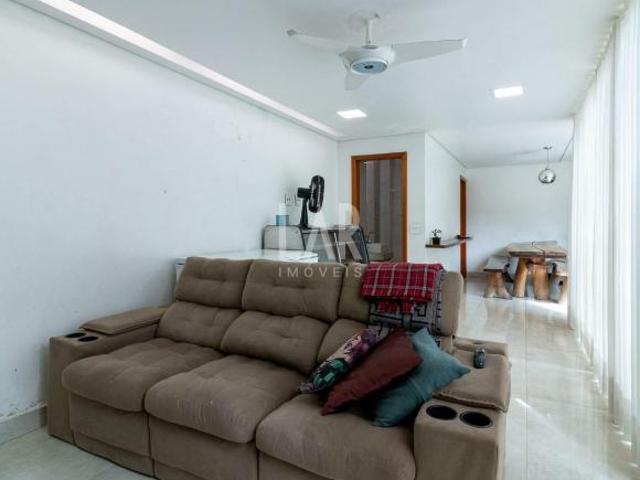 Casa à venda 185m² por R$ 1.100.000,00