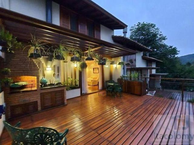 Casa à venda, 180 m² por R$ 1.700.000,00 Uptown Housing Alphaville Santana de Parnaíba/SP
