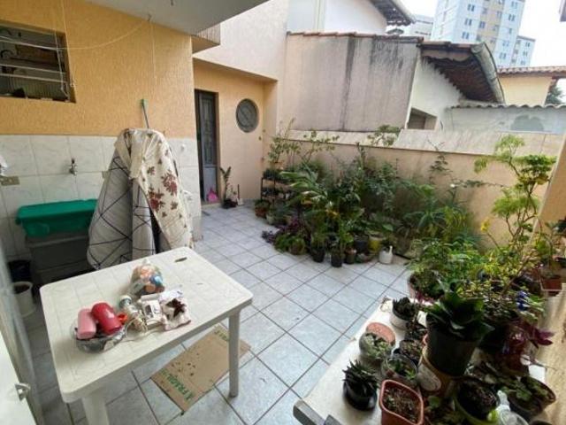 Casa á venda 180 ms. 3 quartos 2 banheiros 2 vagas Butantã SP