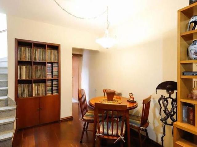 Casa à venda 180m² no bairro Jardim Esmeralda