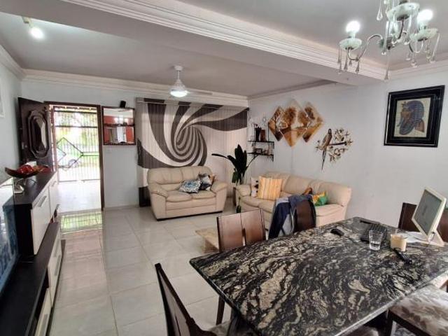 Casa à venda, 181 m² por R$ 1.025.000,00 Conjunto Residencial Vale dos Pinheiros São José dos Ca