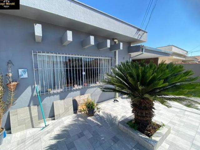 CASA À VENDA