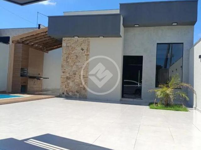 Casa A Venda 198m² 3 Dormitórios com Piscina no Flamboyant em Pindamonhangaba R$ 495.000,00