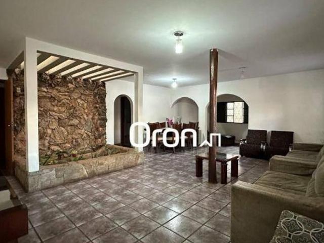 Casa à venda, 191 m² por R$ 710.000,00 Santa Genoveva Goiânia/GO