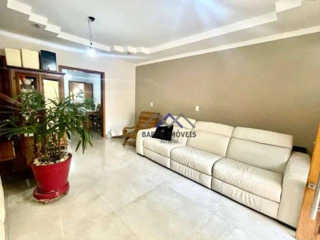 Casa com 3 dormitórios à venda, 193 m² por R$ 850.000,00 Jardim Marabambaia II. Jardim Santa gertr