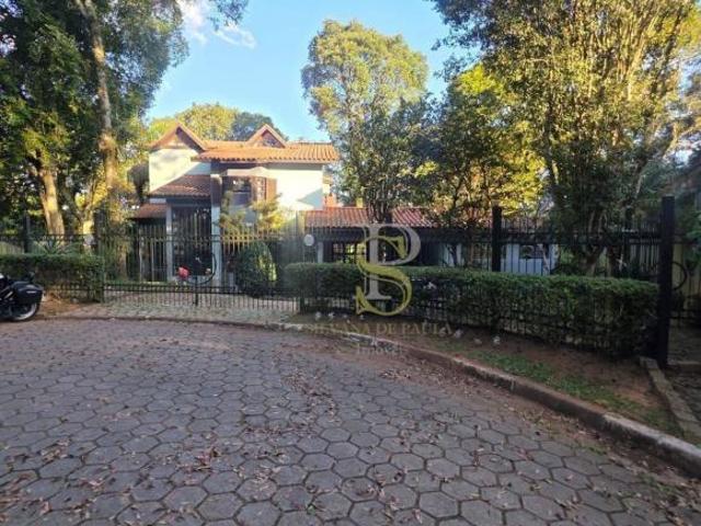 CASA A VENDA 1.000 M2 DE ARQUITETURA, CONFORTO E NATUREZA NA SERRA DA CANTAREIRA