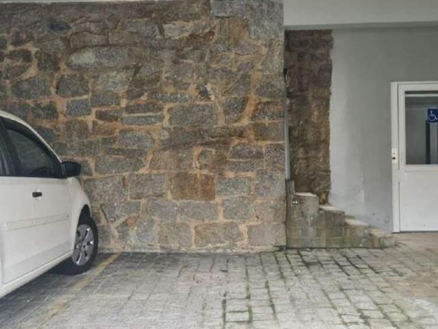 Casa Térrea à venda 1 quarto 3 vagas Centro Santo André SP