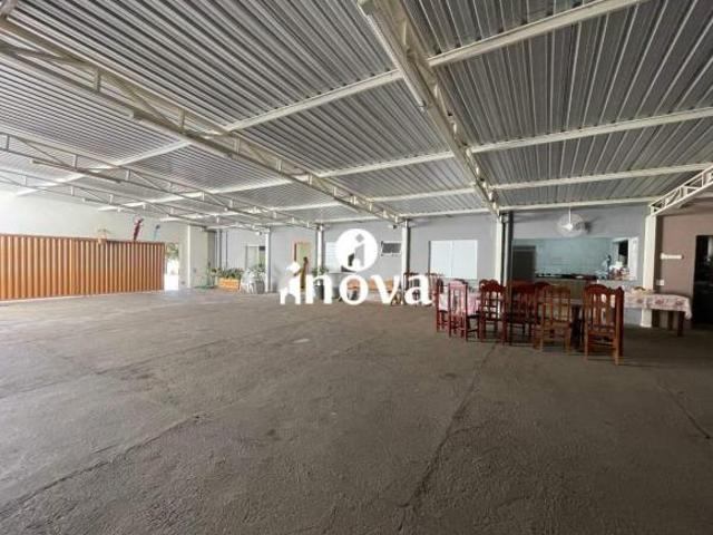 Casa à venda, 1 suíte, 7 vagas, Colibri Residencial, Parque Uberaba/MG