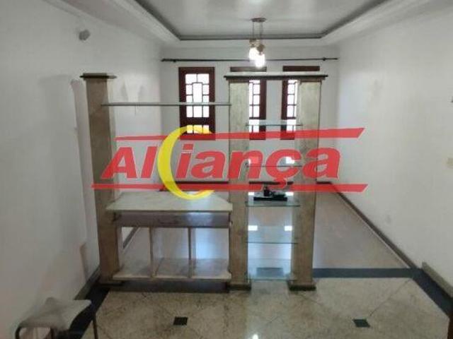 Casa à venda 200 m² 4 quartos Jardim Bom Clima Guarulhos SP