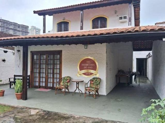 Casa à venda, 200 m² por R$ 1.600.000,00 Canto do Forte Praia Grande/SP