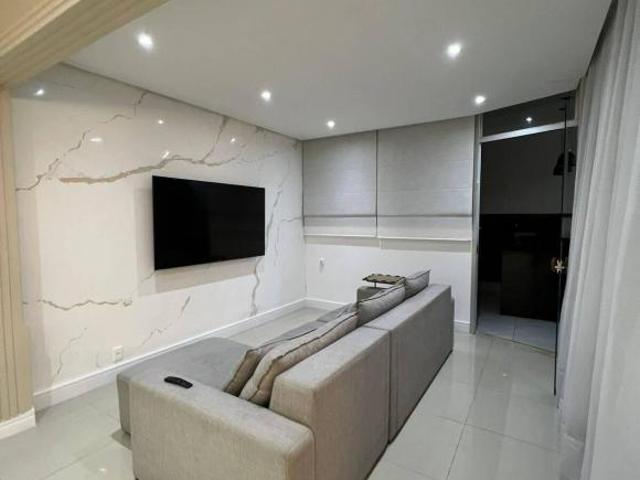 Casa à Venda 200m² 3 quartos 4 vagas Condomínio Residencial Tamboré 4