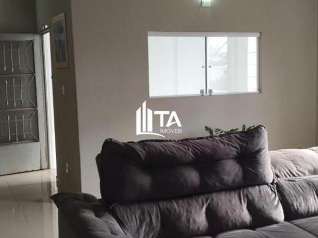 Casa à venda 224m² com 3 quartos 1 suíte 4 vagas, por 700.000,00 em