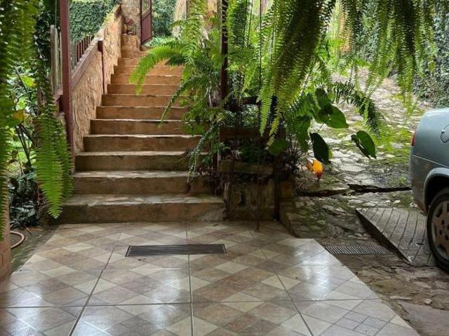 Casa a venda