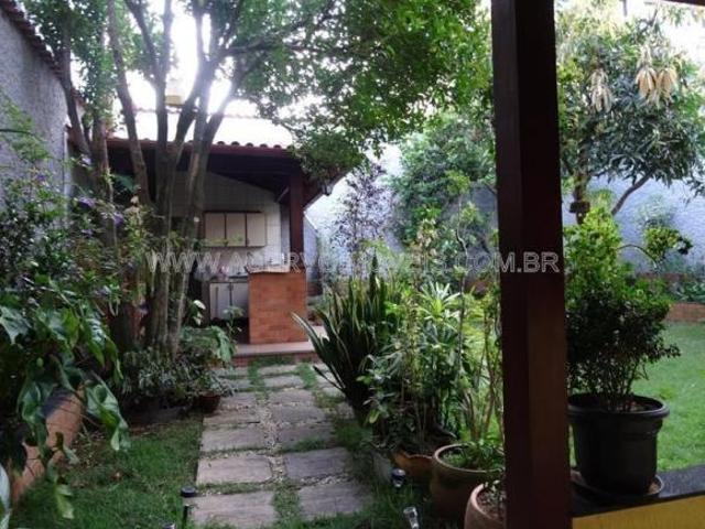Casa à venda, 235 m² Nova Era Juiz de Fora/MG