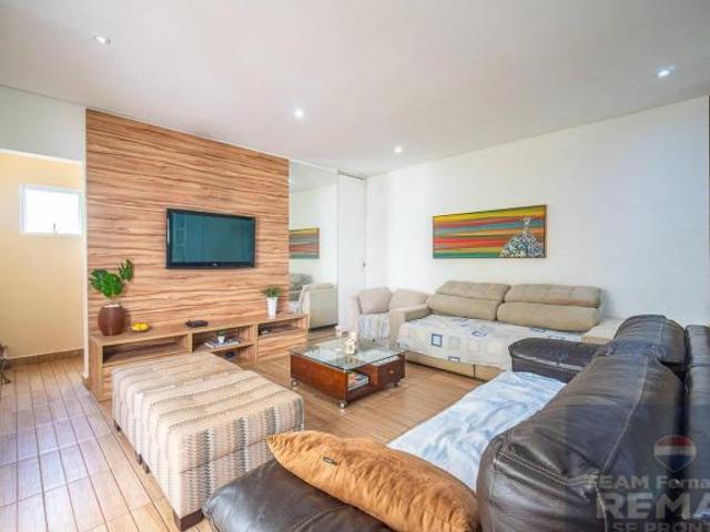 Casa á Venda, 237m2, Reserva Santa Maria R$ 1200.000 Jandira/SP