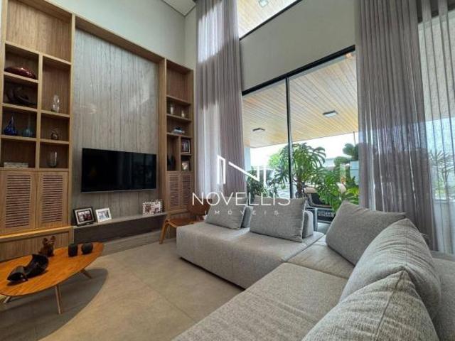 Casa à venda, 245 m² por R$ 2.800.000,00 Urbanova São José dos Campos/SP