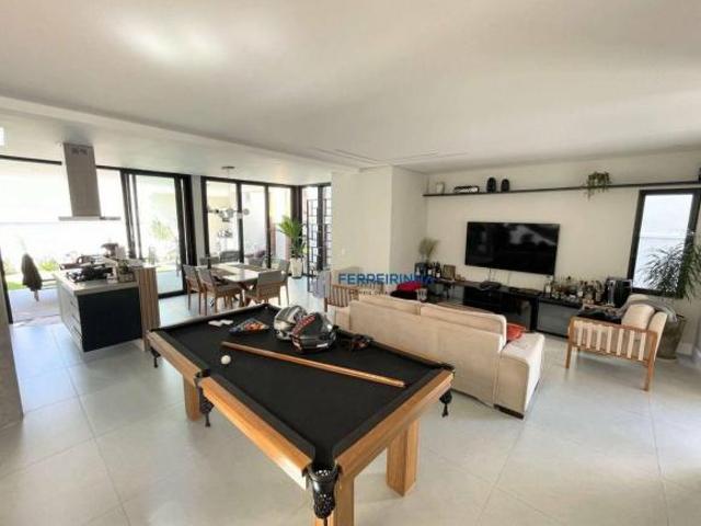 Casa à venda, 247 m² por R$ 1.900.000,00 Urbanova São José dos Campos/SP