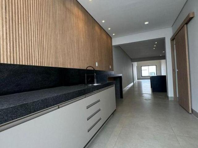 Casa à venda, 248 m² por R$ 1.580.000,00 Cidade Jardim Uberlândia/MG