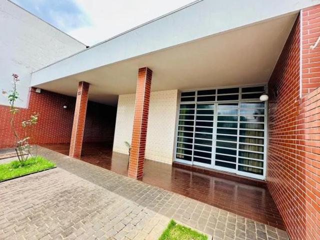 Casa à venda, 242 m² por R$ 600.000,00 Centro Uberlândia/MG