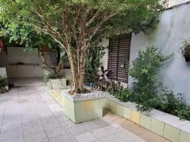 Casa à venda 243m² de área útil Vila Vitória Santo André/SP