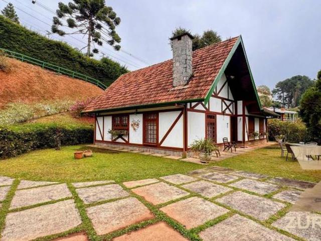 Casa à venda, 250 m² por R$ 1.480.000,00 Recanto das Araucárias Campos do Jordão/SP