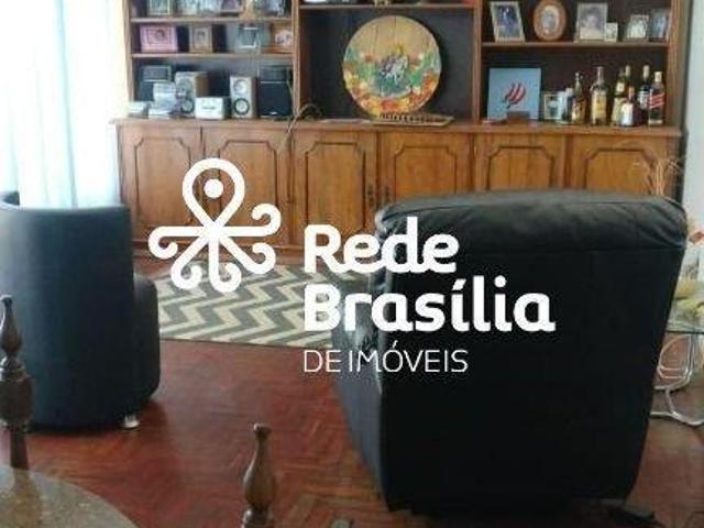 Casa à venda, 260 m² por R$ 1.085.000,00 Taguatinga Norte Taguatinga/DF