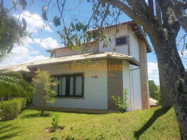 Casa á venda 270m² Quinta dos lagos Paraibuna