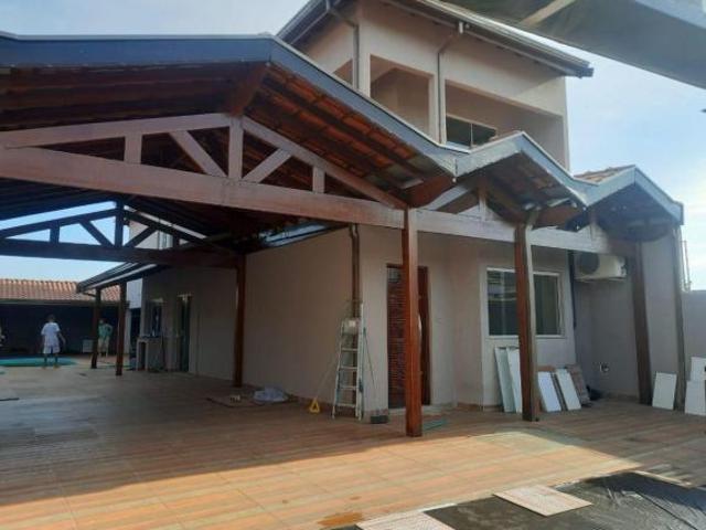 Casa à Venda | 285 m² | 4 Quartos | Suíte com Hidro | Área Gourmet | Vila Independência – Limeira/SP