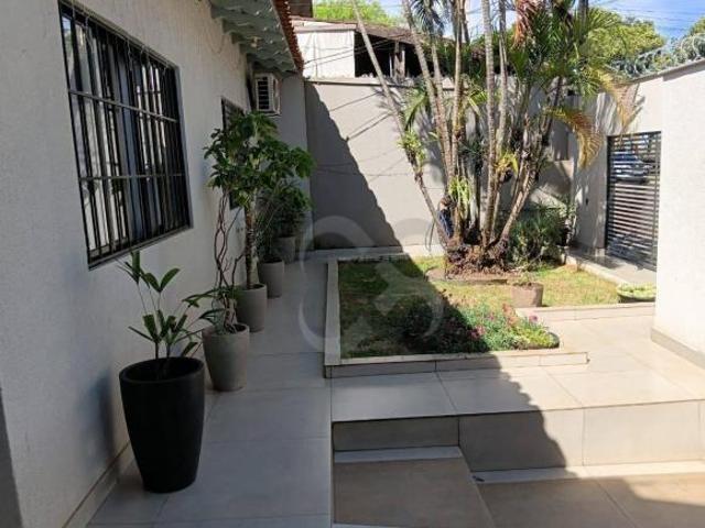 Casa à venda, 286 m² por R$ 840.000,00 Bandeirantes Londrina/PR