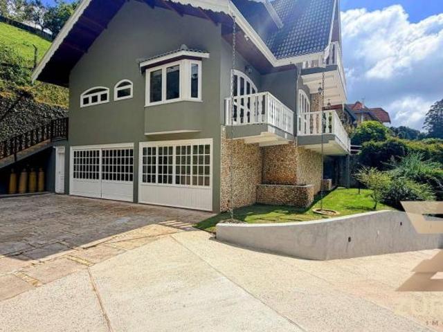 Casa à venda, 287 m² por R$ 2.600.000,00 Jardim Miraflores Campos do Jordão/SP