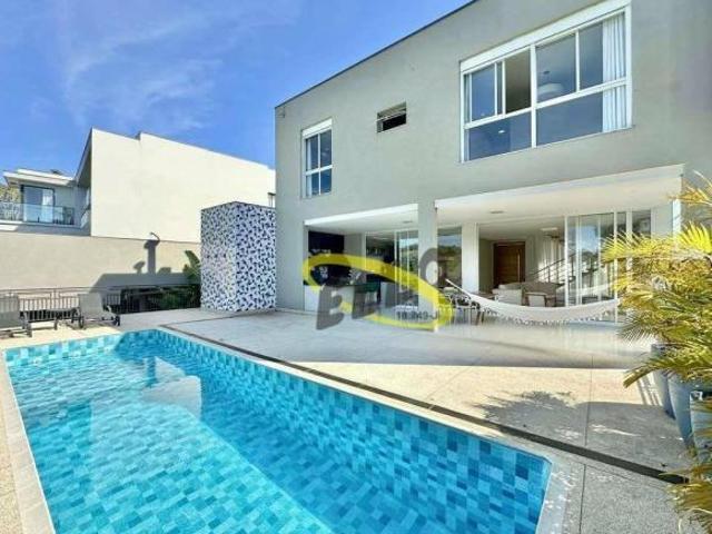 Casa à venda, 281 m² por R$ 3.583.000,00 Granja Viana Cotia/SP