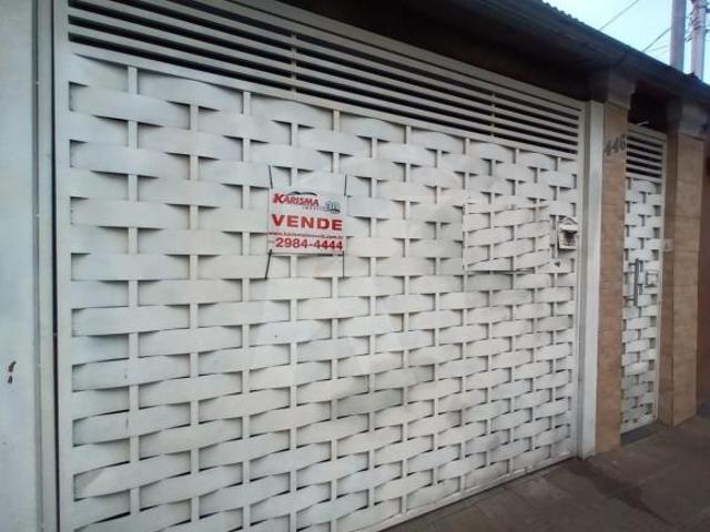 Casa á venda!