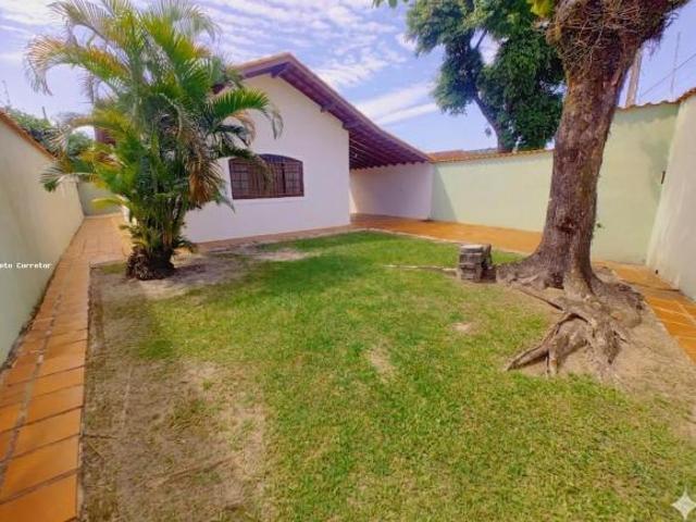 Casa a venda 290m da Praia em Itanhaém | 3 Dorms com Suíte e Lazer
