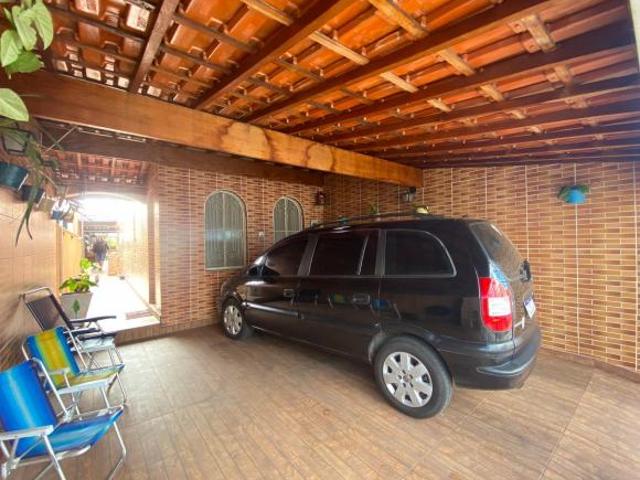 Casa a venda, 2 Dormitórios com sacada em Iperó/SP, Centro