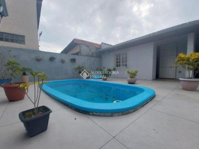 CASA À VENDA 2 DORMITÓRIOS COM SPA E ENERGIA SOLAR