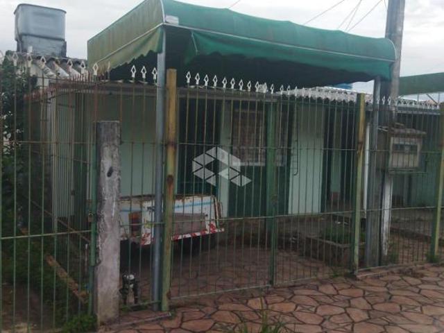Casa á venda 2 dormitórios no Guajuviras