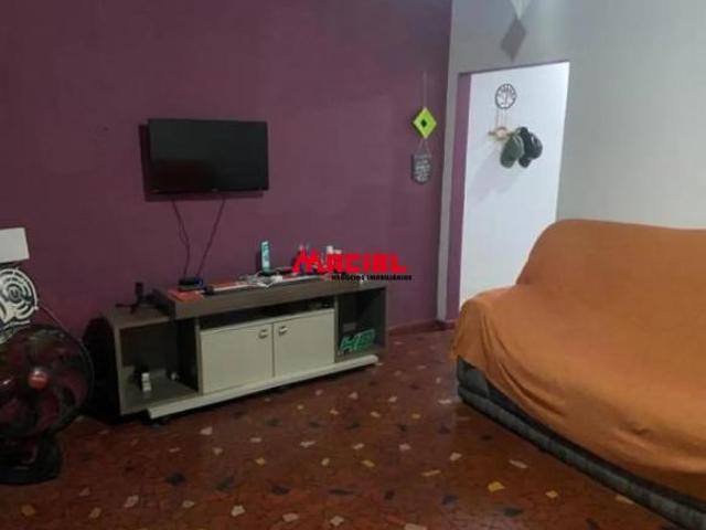 Casa a venda 2 dormitórios no Indaiá