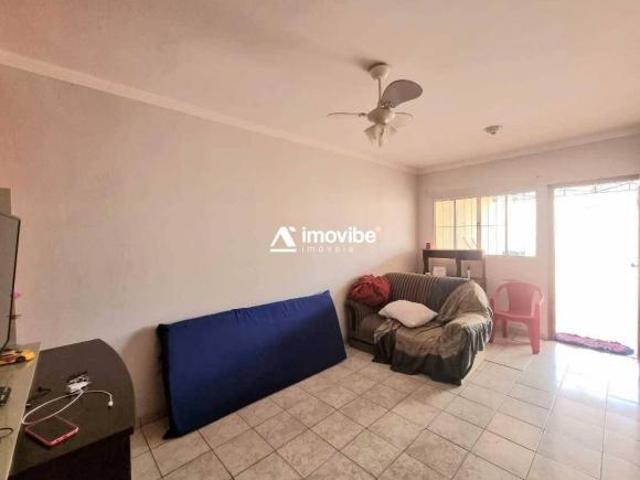 Casa à Venda 60m² de Construção | 02 Dormitórios, Área Gourmet e 04 Vagas – Jardim da Paz – American