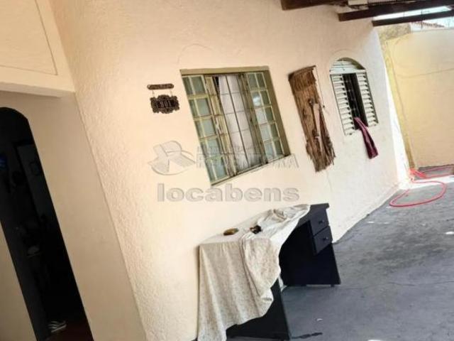 Casa à venda 2 dormitórios no Solo Sagrado