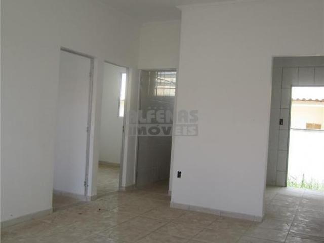 Casa à venda 2 quartos no Bairro DUMAVILLE