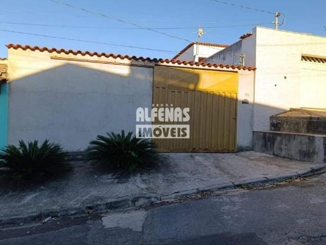 Casa à venda 2 quartos no Bairro FUNCIONARIOS